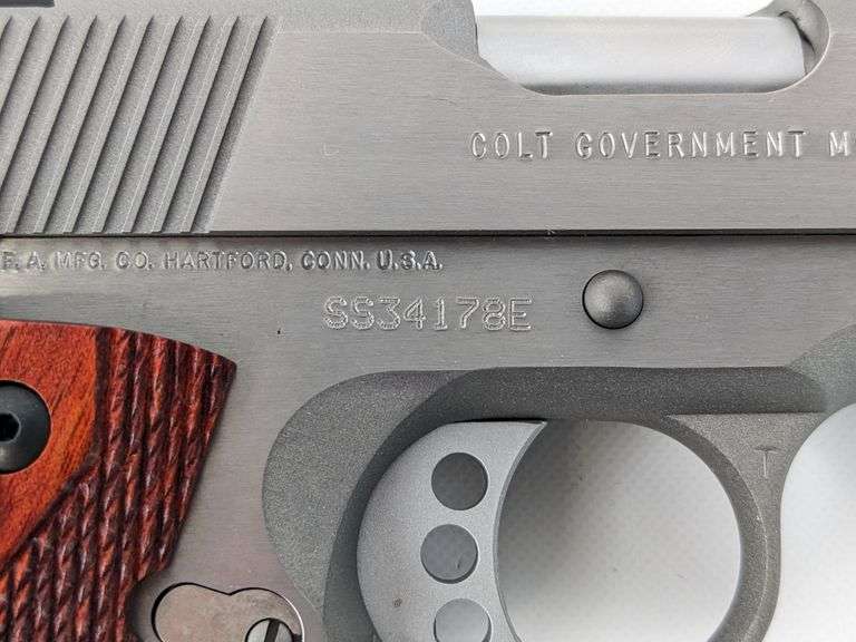 Colt Government 1911 .45 ACP Semi Auto Pistol w/ Case - Kraft Auction ...