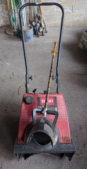 (F) Toro CCR Powerlite-E 3 HP Snowblower Model 84-5430. Not Tested ...