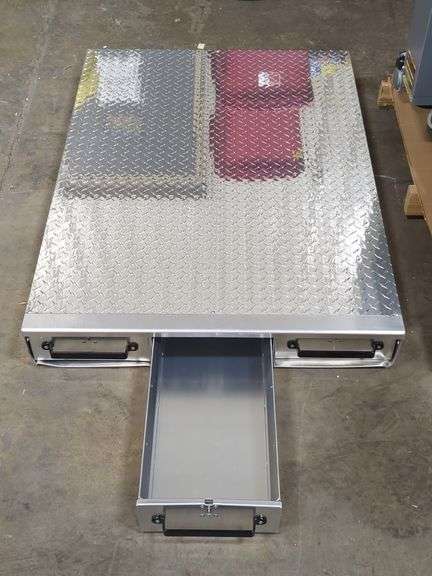 Jobox 3 Drawer Long Floor Heavy Duty Aluminum Diamond Plated Box (50"× ...