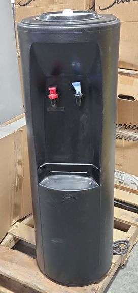 Oasis Water Cooler/Heater - Kraft Auction Service, LLC