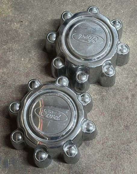 Ford Center Wheel Cover Hub Cap - Kraft Auction Service, LLC