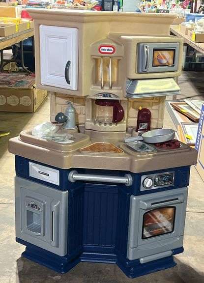 (KC) Little Tikes kitchen - Kraft Auction Service, LLC