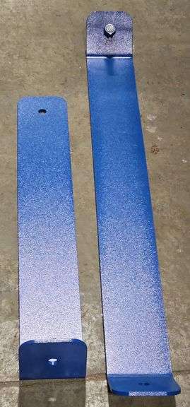 Patterson Steel Wall Mounting Brackets. - Kraft Auction Service, LLC
