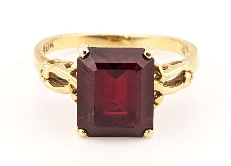 10K Yellow Gold Ruby Solitaire Ring - Kraft Auction Service, LLC