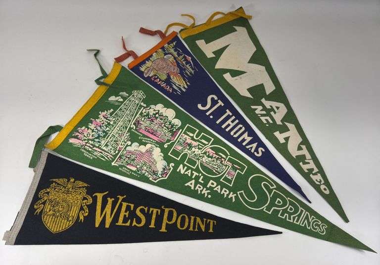 Lot of 4 Vintage Souvenir Felt Pennants - Kraft Auction Service, LLC