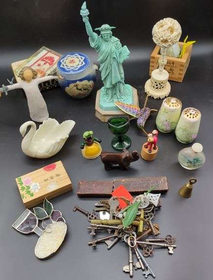 (P) Statue of Liberty bell, Willow tree figure and more. Approx 10 ...