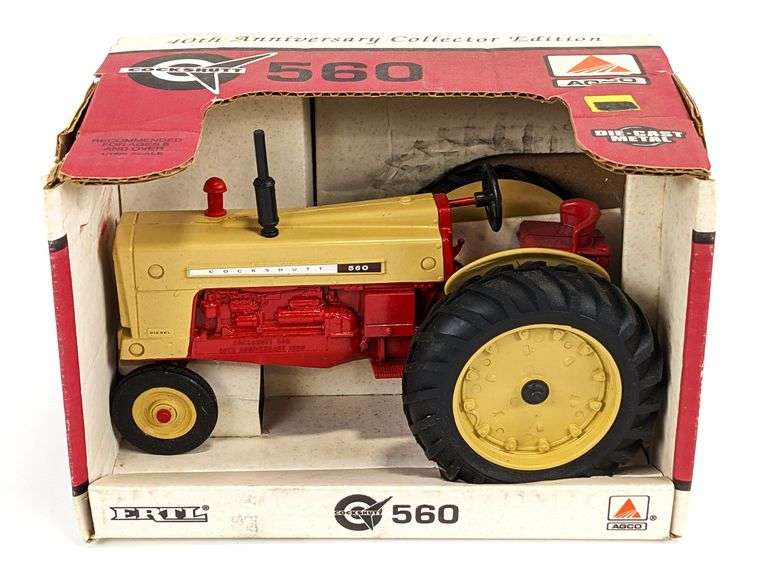 1/16 Ertl Cockshutt 560 Tractor - Kraft Auction Service, LLC