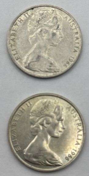 (KC) 2 Silver Australia Foreign 50 Cent Coins - Kraft Auction Service, LLC