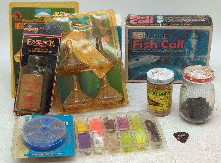 (F) Vtg Fishing Lures, Baits, Fish Attractors, R-VII Fish Call, Cheez ...