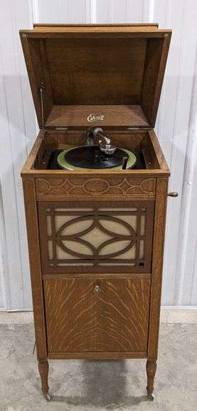 Edison Diamond Disc Console Disc Phonograph - Kraft Auction Service, LLC