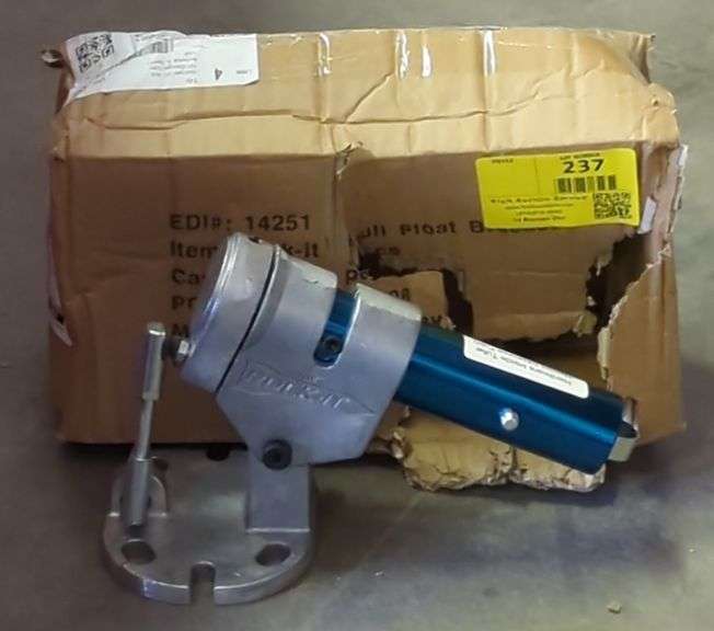 Rock-It Bull Float Bracket (New) - Kraft Auction Service, LLC