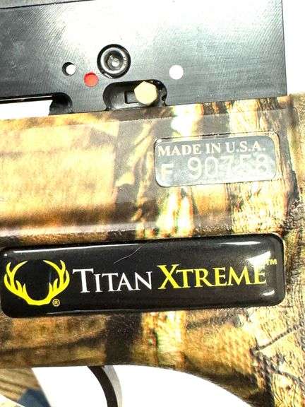 Ten Point Titan Xtreme Crossbow with 8 Point 4x32 Scope - Kraft Auction ...