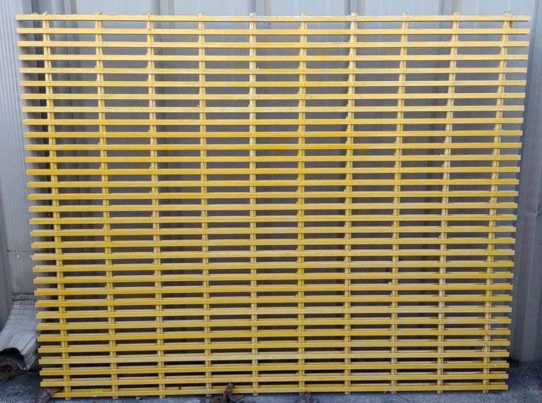 Spill Containment Platform Grating - Kraft Auction Service, LLC