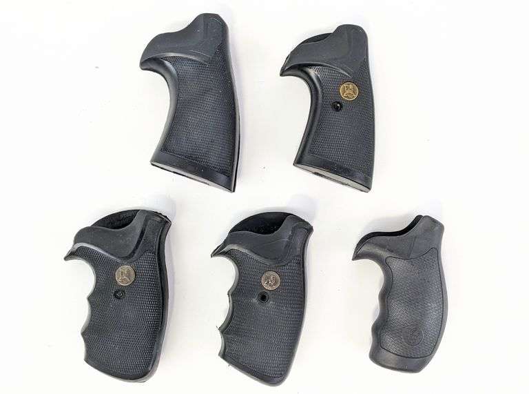 (5) Pachmayr Smith & Wesson Model Revolver Rubber Grips - Kraft Auction ...
