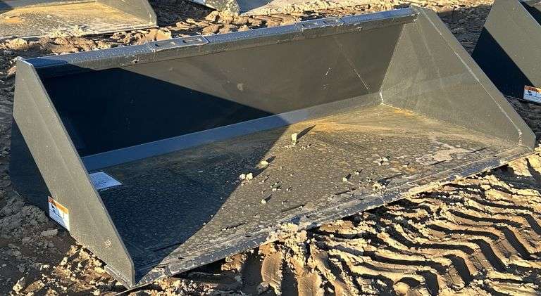 2024 Wolverine 78” Quick Attach Bucket - Kraft Auction Service, LLC