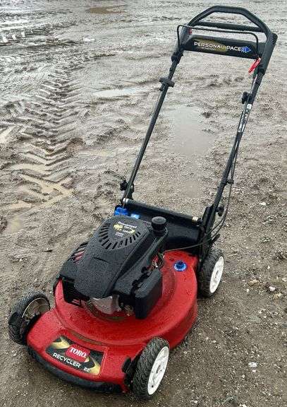 Toro 22” Recycler Self-Propelled Lawn Mower - Kraft Auction Service, LLC