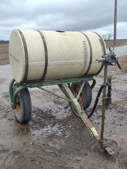 (AK) John Deere 100 Gallon Pull Behind Field Sprayer - Kraft Auction ...