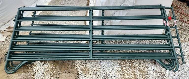 (5) Behlen Country 12' Metal Cattle Panels - Kraft Auction Service, LLC