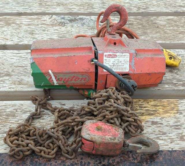 (AG) Dayton Electric Chain Hoist 500Lb.s Does Have Damage To The Cord ...