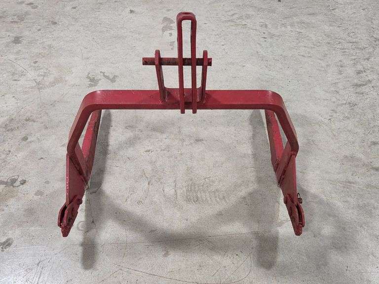 2 Point Fast Hitch to 3 Point Adapter - Kraft Auction Service, LLC