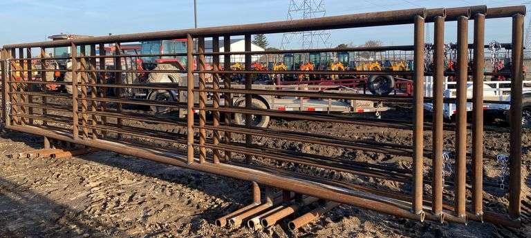 Steel Pipe Cattle Panels - Kraft Auction Service, LLC