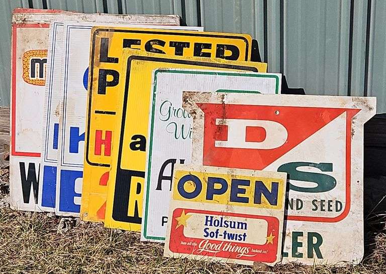 Assorted Signs - Kraft Auction Service, LLC