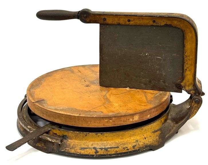 VTG. Royal Cast Iron Countertop Cheese Wheel Cutter - Kraft Auction ...