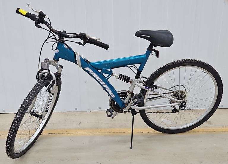 (CW) Pacific Vortex Mountain Bike. - Kraft Auction Service, LLC