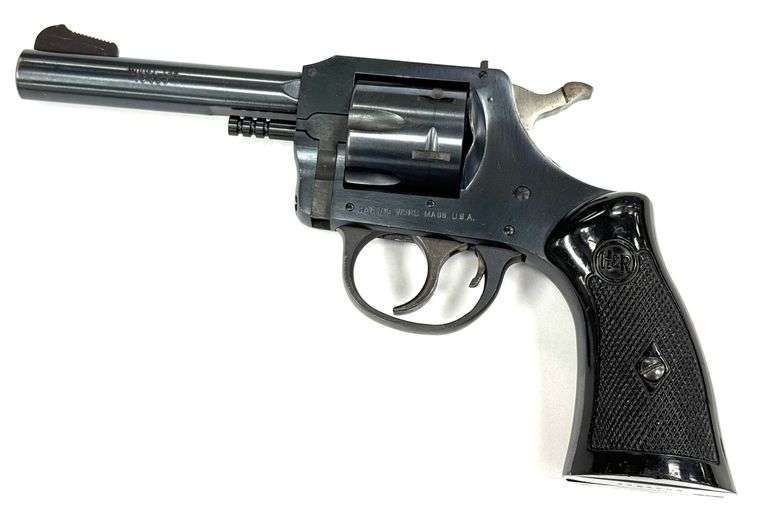 H&R Model 732 .32 S&W Six Shot Revolver - Kraft Auction Service, LLC