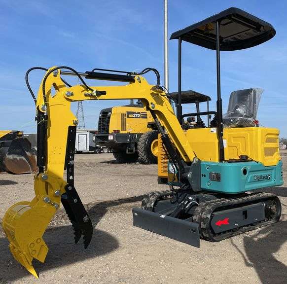 NEW Digmaster DM100 Mini Excavator - Kraft Auction Service, LLC