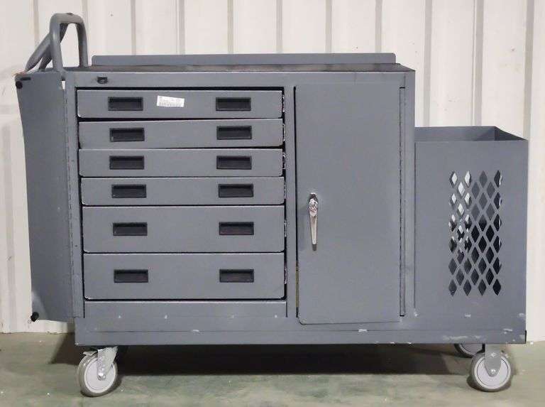 Durham Mfg Mobile Maintenance Cart - Kraft Auction Service, LLC
