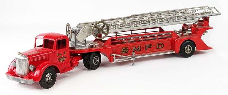 Restored Smith Miller Aerial Ladder Fire Truck - Kraft Auction Service, LLC