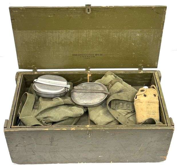 WW II US Wooden Foot Locker with Military Issued Contents - Kraft ...