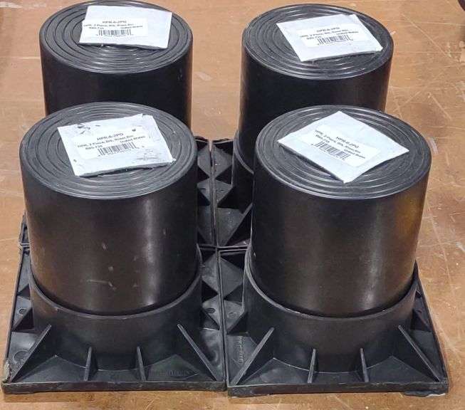 Black Plastic Risers - Kraft Auction Service, LLC
