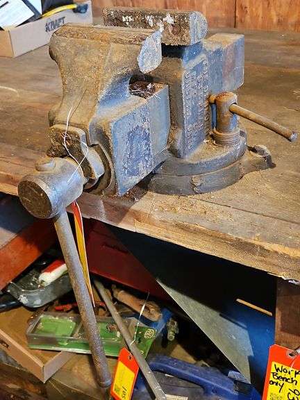 Antique Desmond Stephan Simplex Bench Vice. - Kraft Auction Service, LLC