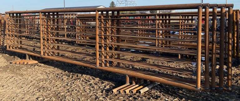 Steel Pipe Cattle Panels - Kraft Auction Service, LLC