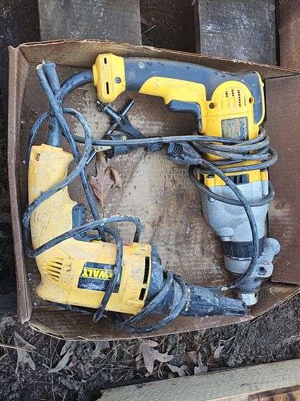 (P) Two Plug-in DeWalt Power Tools: DWD520 Hammer Drill And DW252 ...