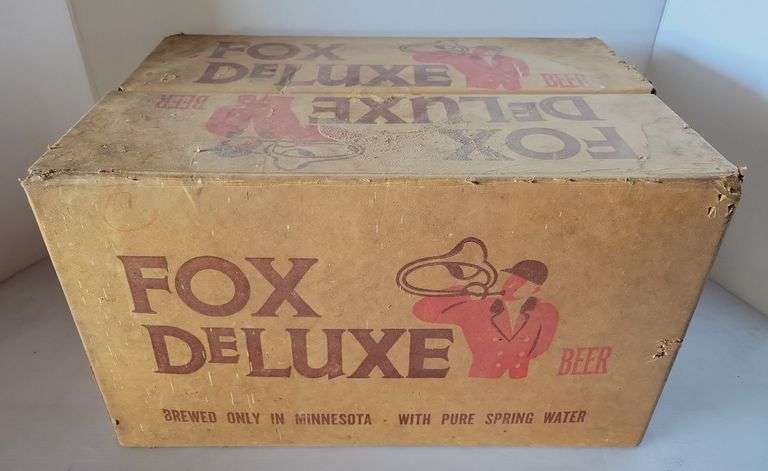 Vintage Fox Deluxe Beer Box - Kraft Auction Service, LLC