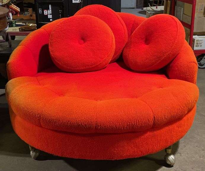 (R) Mid Century Round JL Chase Chairs (Faded) Diameter 43” Height 28 ...