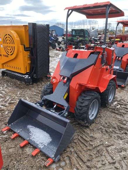 2024 TPM Z360 Ride On Skid Steer Loader - Kraft Auction Service, LLC