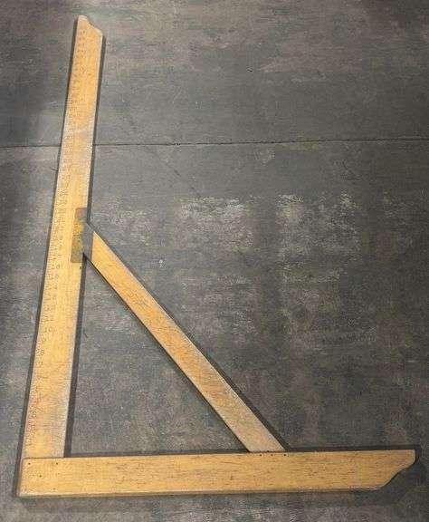 (I) Wooden Measuring Square - Kraft Auction Service, LLC