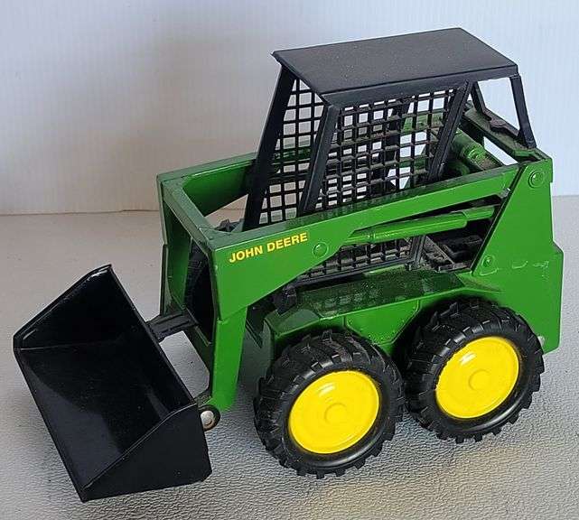 ERTL John Deere Skid Steer Model - Kraft Auction Service, LLC