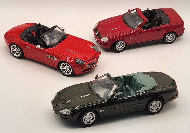 (YY) Three Diecast 1/18 Scale Model Cars - Kraft Auction Service, LLC