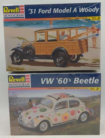 (D) Revell Monogram Models 1:25 Scale. '31 Ford Model A Woody , VW '60 ...
