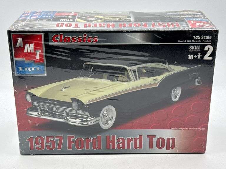 AMT 1:25 1957 Ford Hard Top Model Kit In Sealed Box - Kraft Auction ...