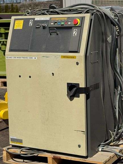 FANUC Robotics ARC Mate 50iB System Controller - Kraft Auction Service, LLC