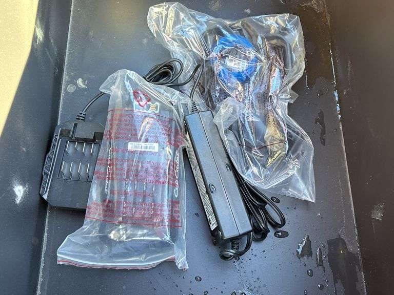 Wood Tuff Box 7 Pc. Cub Cadet Tool Kit - Kraft Auction Service, LLC