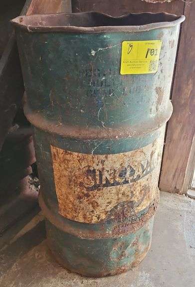 Vintage Garbage Can. - Kraft Auction Service, LLC