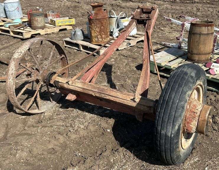 (AF) Wooden Wagon Axle - Kraft Auction Service, LLC