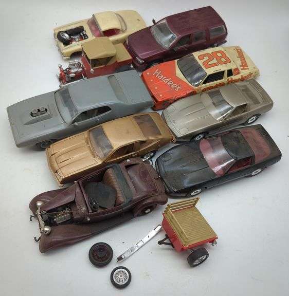 (DD) 9 Promo Cars Plastic Model Cars Including a 1984 Chevy Corvette ...